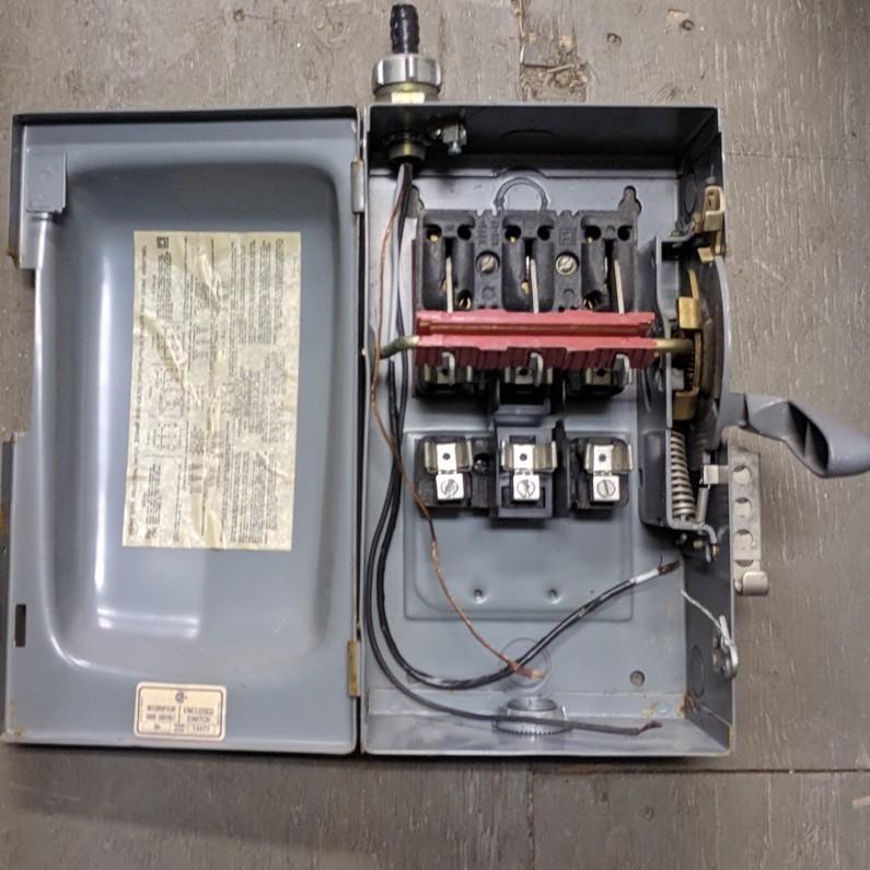 Enclosed Switch 600V 30A - Square D - (A85341) — Metro Systems