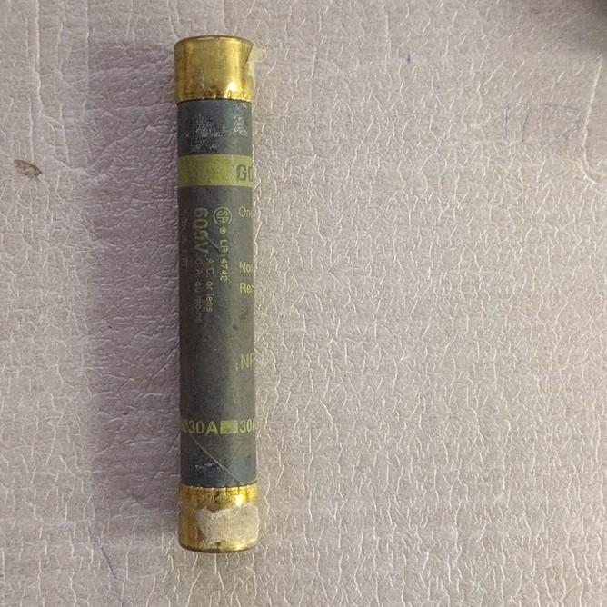 Fuse 30A 600V - Gould - (NRS 30) — Metro Systems