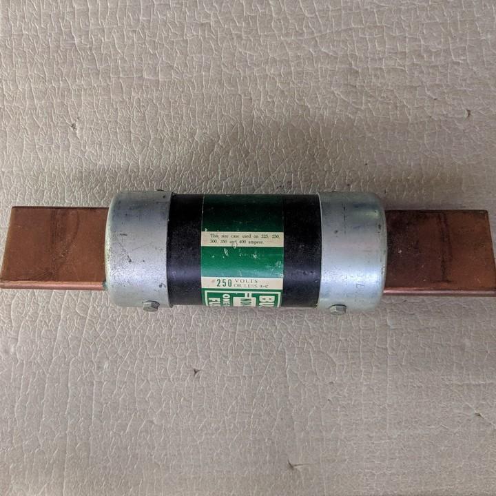 Fuse 400A 250V - Buss - (NON 400) — Metro Systems